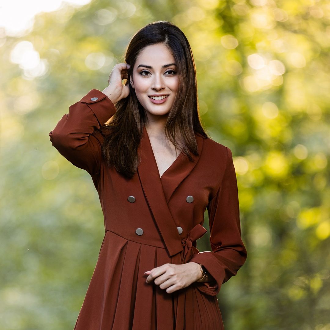 Shrinkhala Khatiwada | Biography, Age, Height, Education, Boyfriend