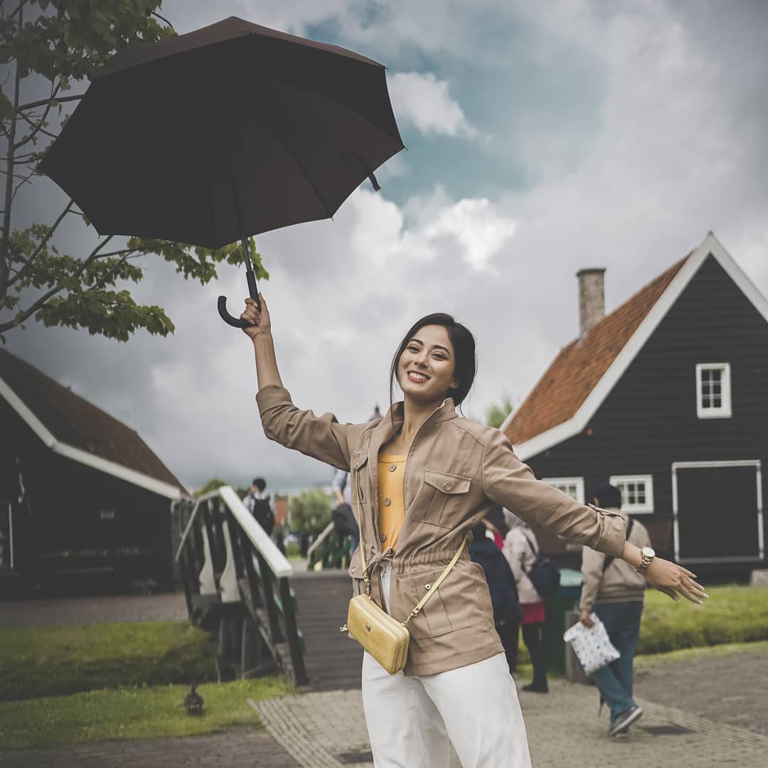 Shrinkhala Khatiwada | Biography, Age, Height, Education, Boyfriend